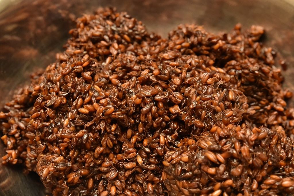 Kā top? Maiznīca Flora Sējas rudzu un saldskābā maize ar briedinātiem ...